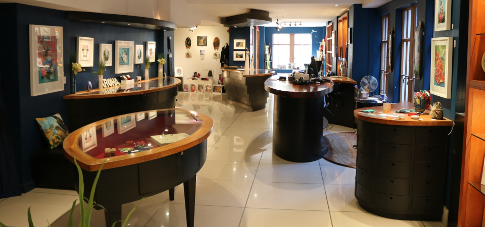 VIEW THE VAULT STORES