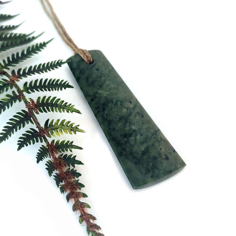 Pounamu Toki Pendant Jewellery At The Vault Nz Nz